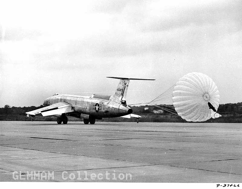 American Aircraft Fan Club - Cesare Brizio - XB-51 pictures from GLMMAM